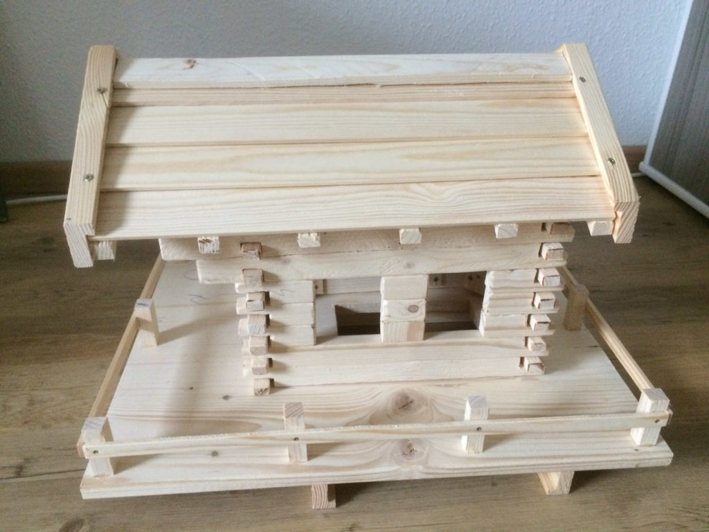 Vogelhaus Fertig2 Vogelhaus Selber Bauen Mit Der Richtigen Bauanleitung